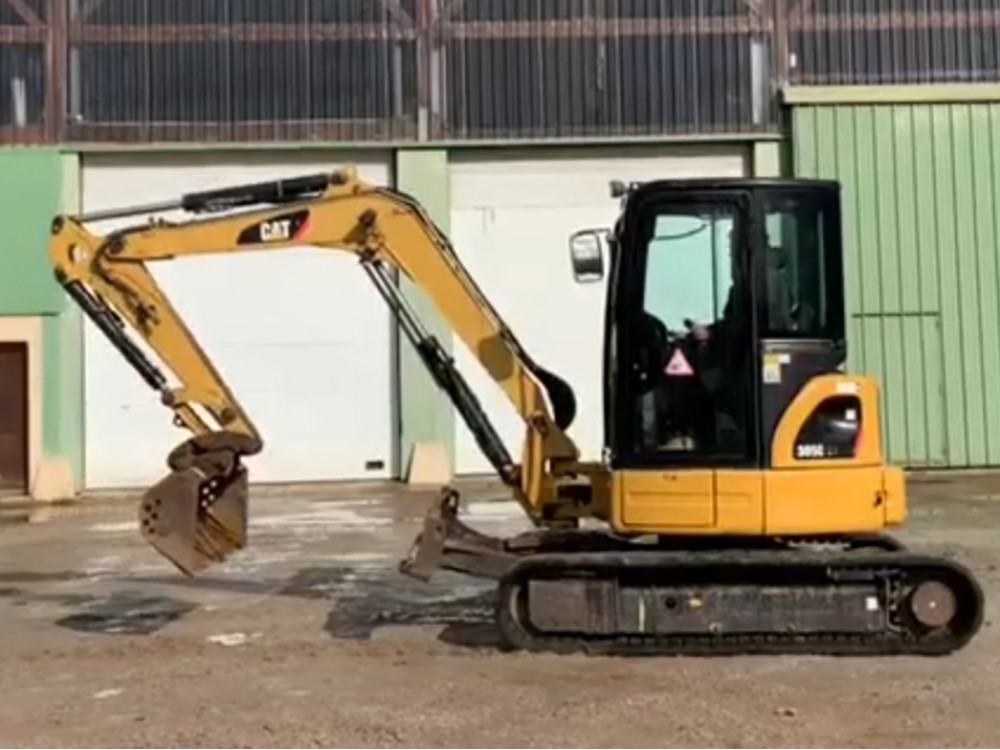 Аренда Миди экскаватора CAT 305C CR Киев и область