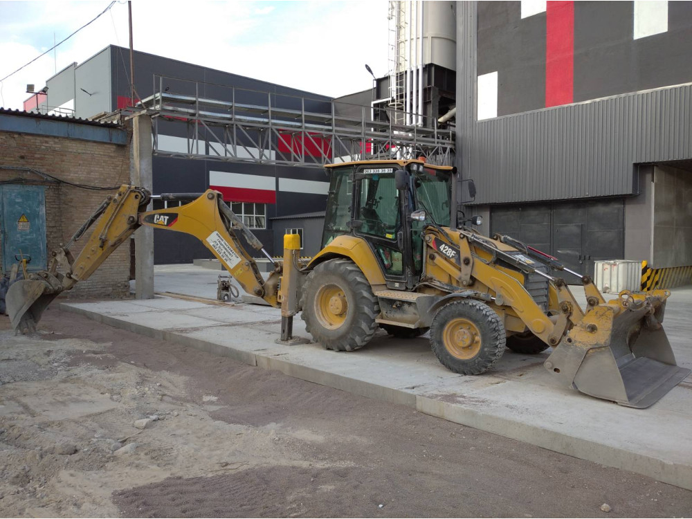Аренда Экскаватора Caterpillar 428F2 Киев и область
