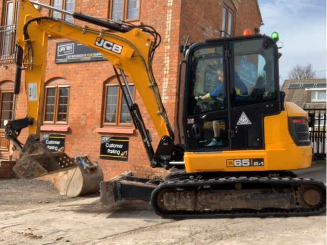 Аренда Миди экскаватора JCB 65R-1 Киев и область