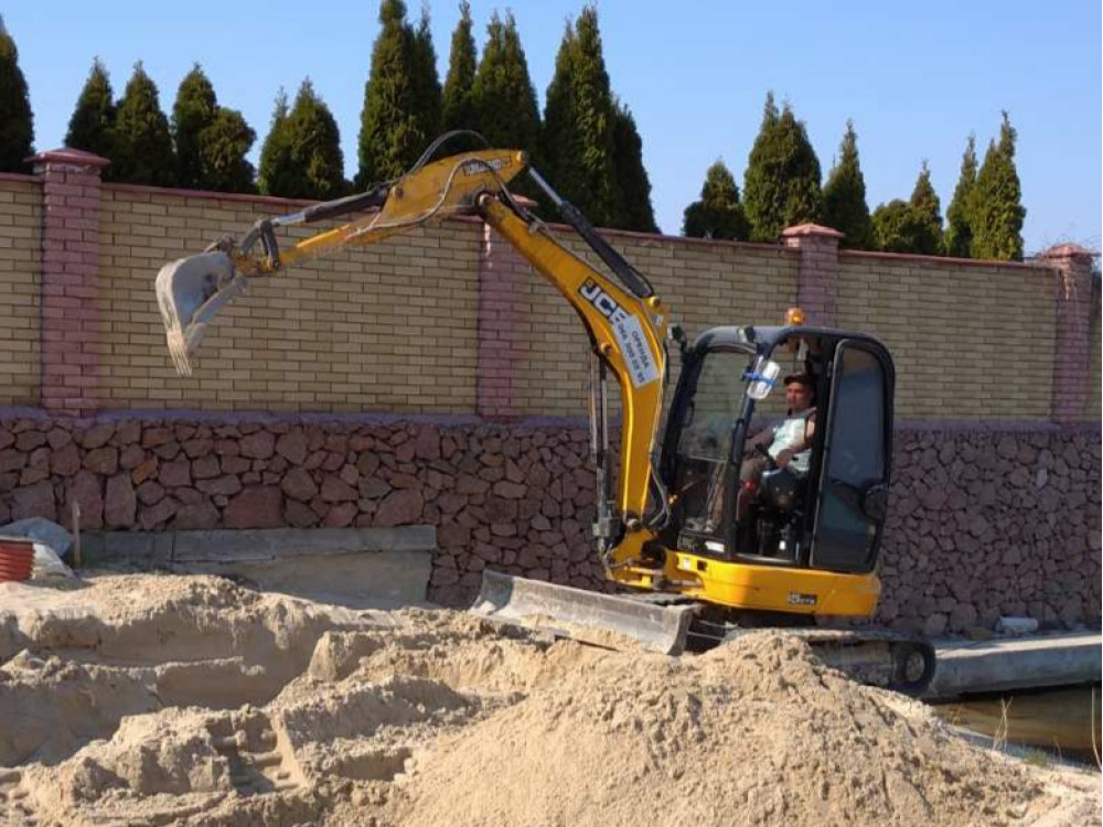 Аренда JCB 8035ZTS от Minirent Выгодные условия аренды JCB 8035 ZTS